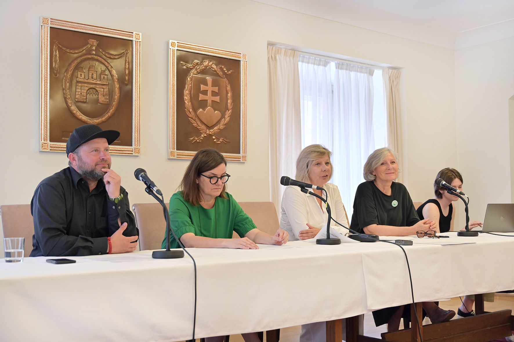 Zariadenia a služby pre seniorov – Bratislava.sk